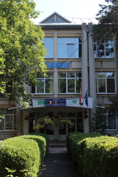 Liceul Nicolae Iorga din Botoșani, pe locul II, în competiția “Let’s ...